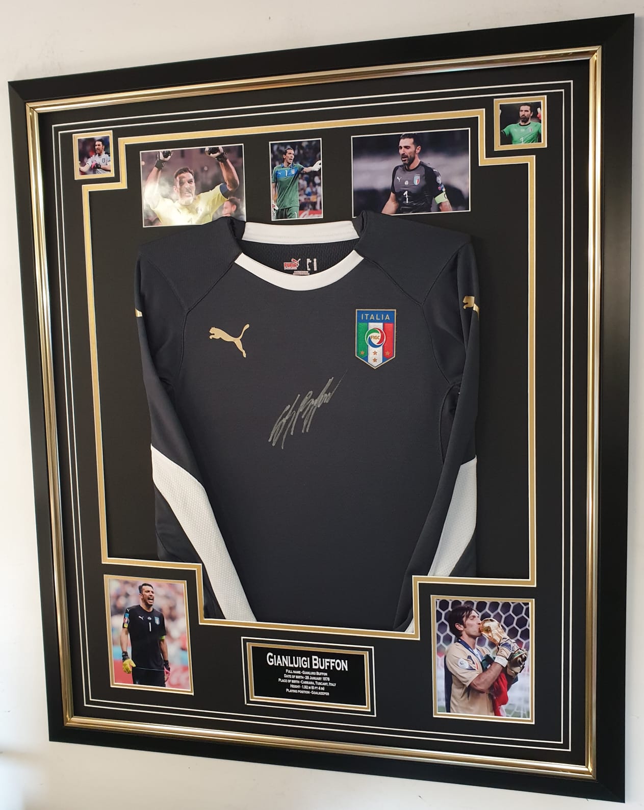Buffon Signed Italy Shirt Framed – Experience Epic